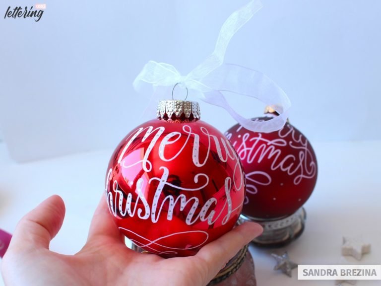 How to create gorgeous hand lettered Christmas ornaments (Tutorial)