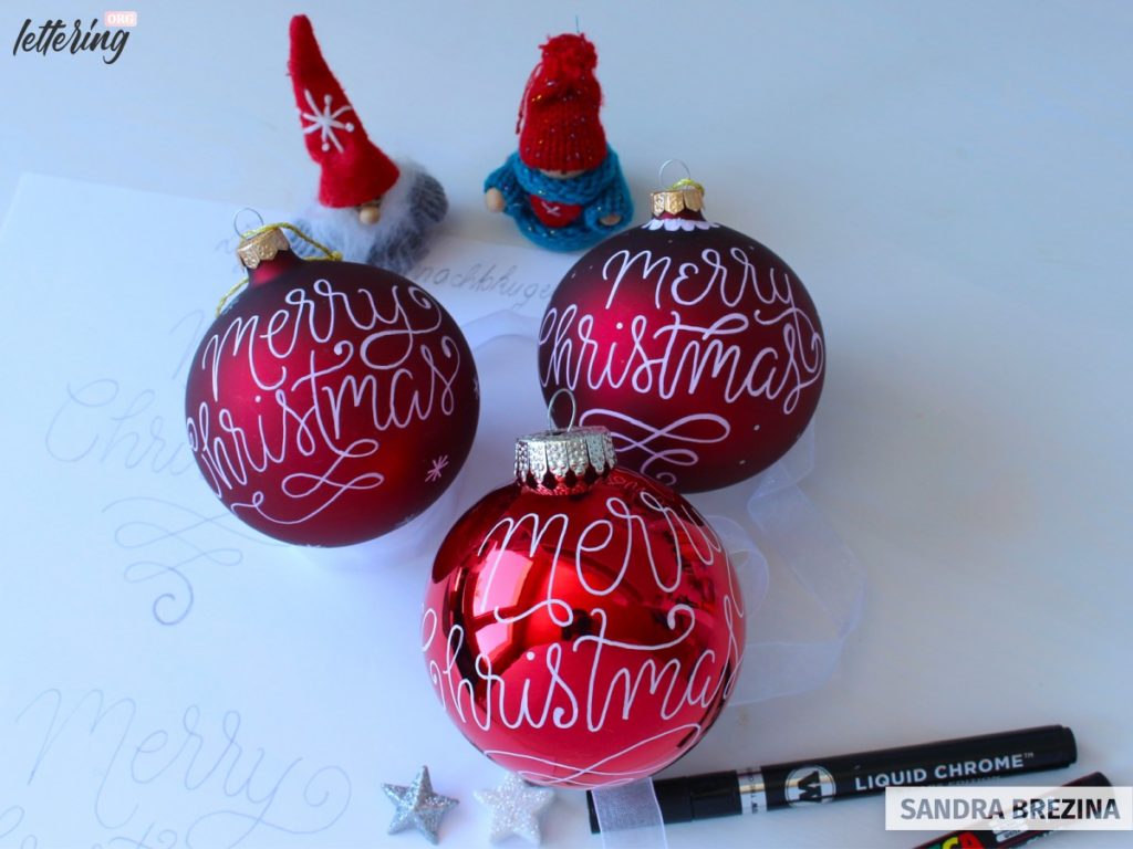 How to create gorgeous hand lettered Christmas ornaments (Tutorial)