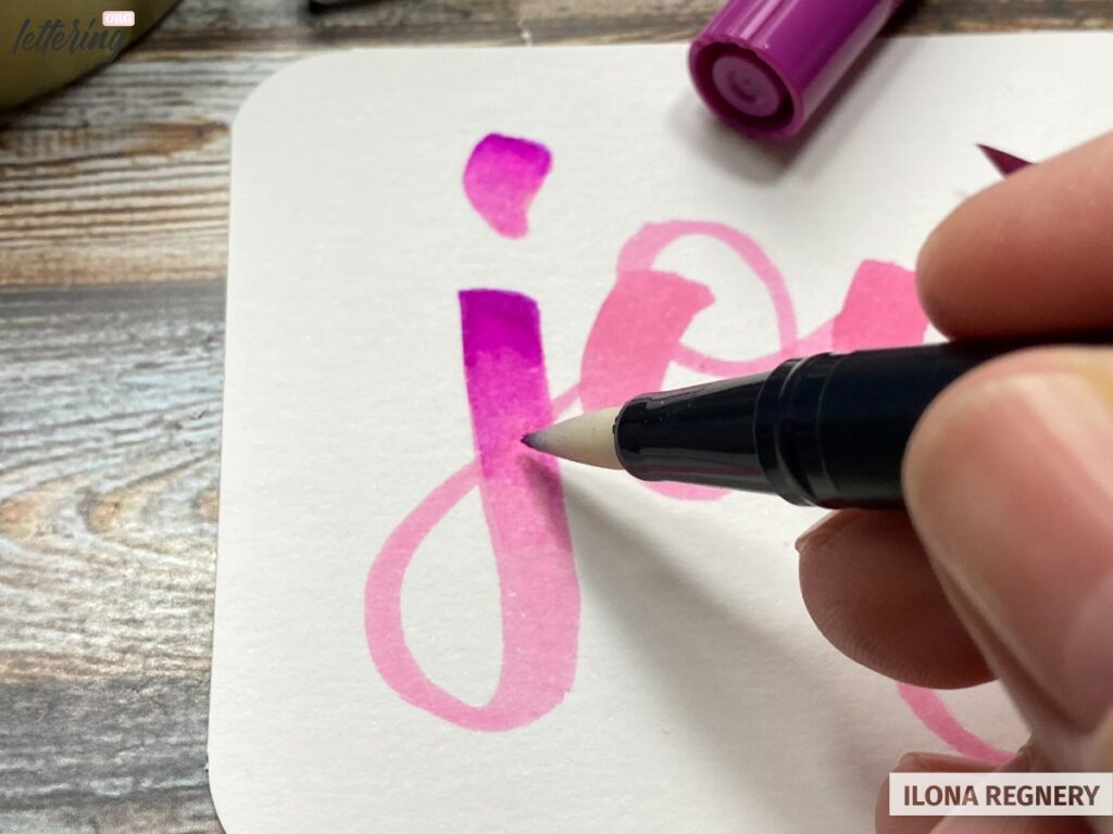 Ombre lettering - 5 amazing techniques to blend colors